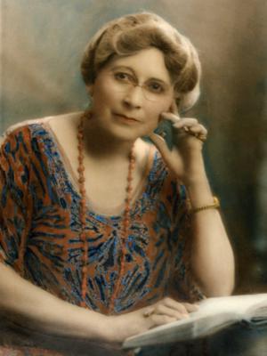 Masonic Biographies| Marie Russak Hotchener